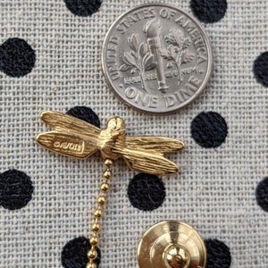 Vintage Signed Avon Dragonfly Lapel Pin, Gold Tone With Enamel Wings ...