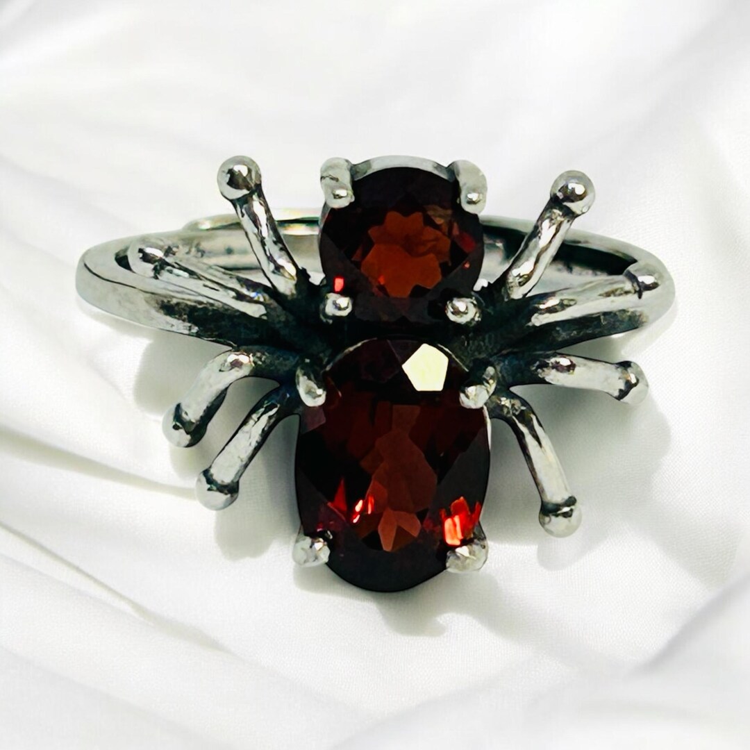 925 Spider Ring With Red Garnet Gemstones - Sterling Silver - Supplied ...