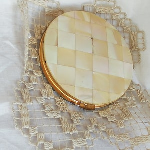 Vintage Mother of Pearl Compact Powder Box - Antique Refillable Makeup ...