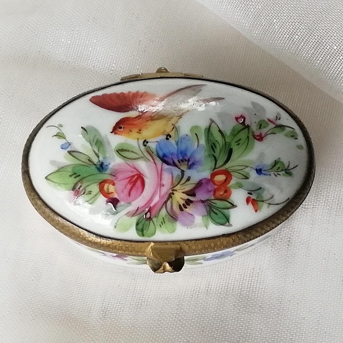 Vintage Limoges Porcelain Pill Box: Floral Spring Theme, AMR Ancien ...