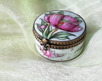 Vintage Limoges France Fine Porcelain Pill Box - AMR Ancien Manufacture ...