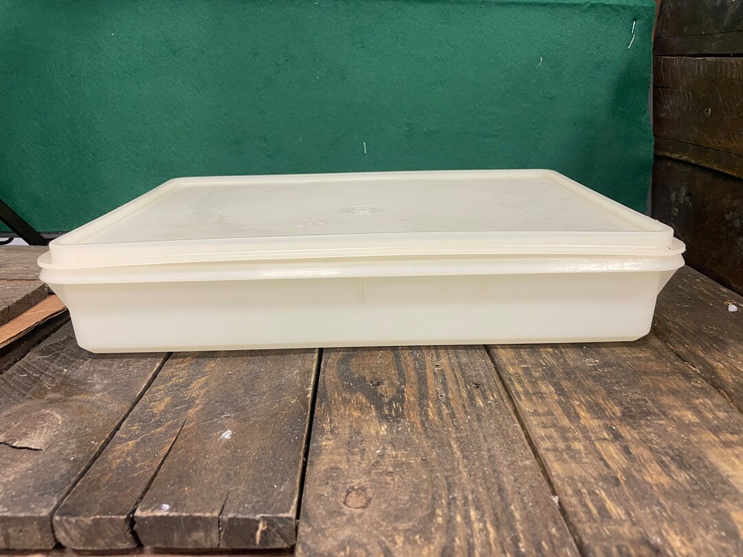 Vintage Tupperware Cake Storage, Kitchen Storage, Cale Keeper, Clear ...