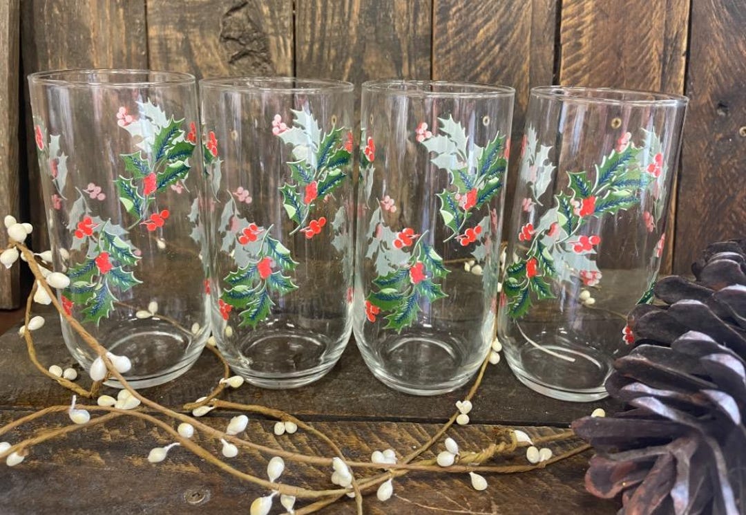 Vintage Christmas Glasses, Holly Detailed Tumblers, Holiday Glassware ...