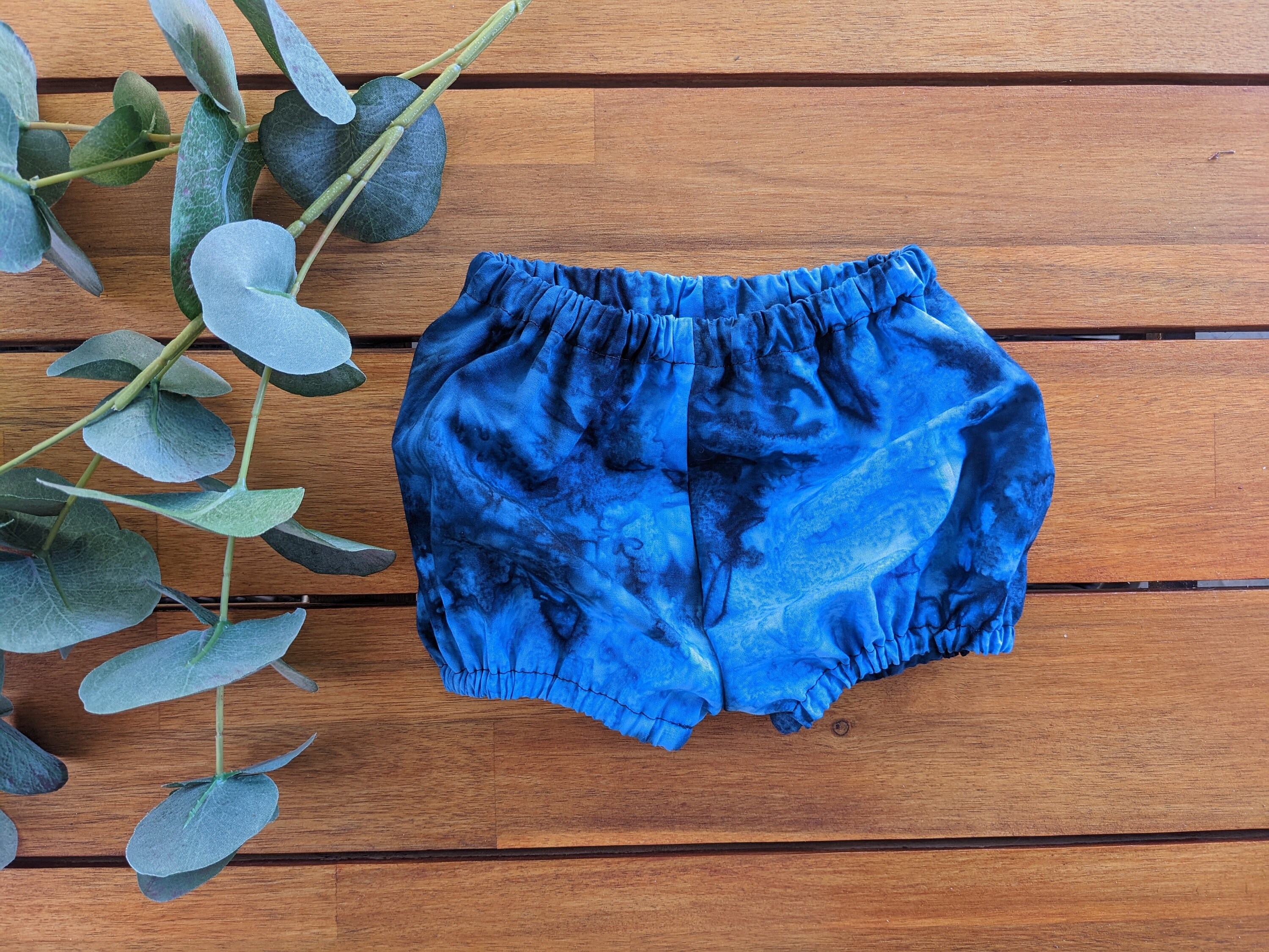 Baby Bloomers | Blue Tie-dye Batik | Diaper Cover 0-6mos - Etsy