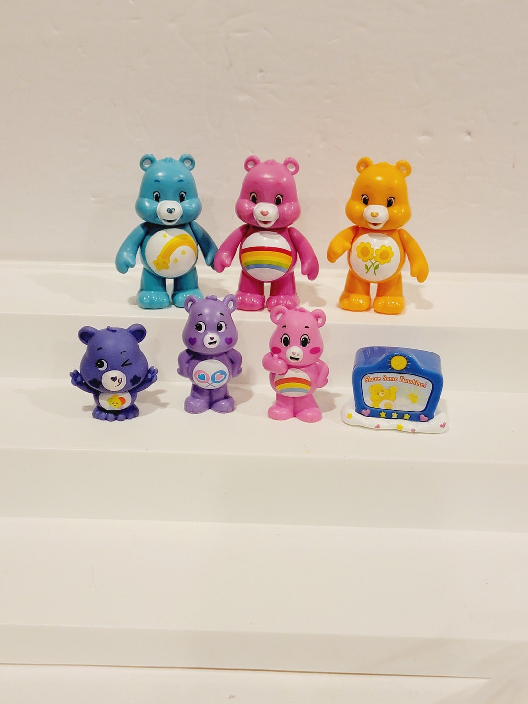 Care Bears Playset Funshine Bear's Care a Lot House Replacement TV and ...