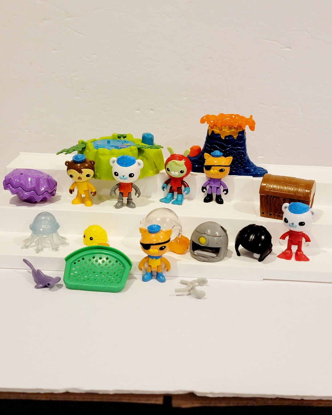 Octonauts Giant Comb Sea Creature Jelly and Volcano W/ Figures Set - Etsy