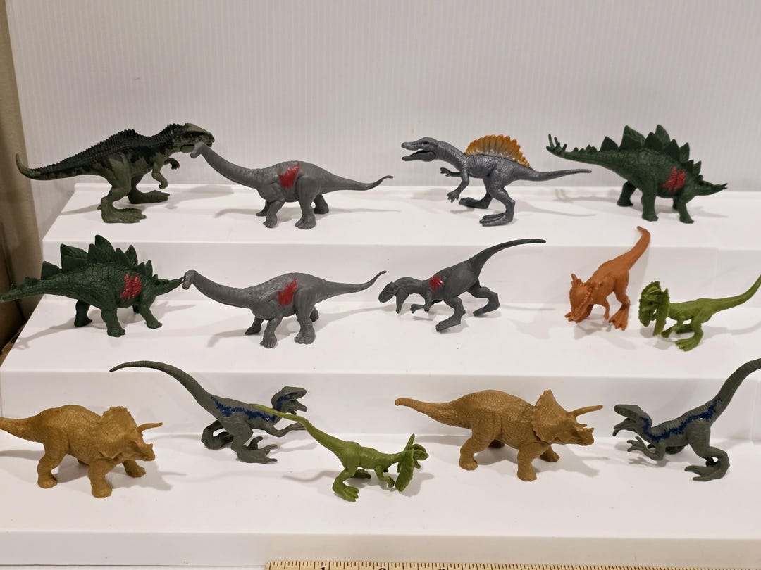 Jurassic World Mini Dinosaur Figure Set - Etsy