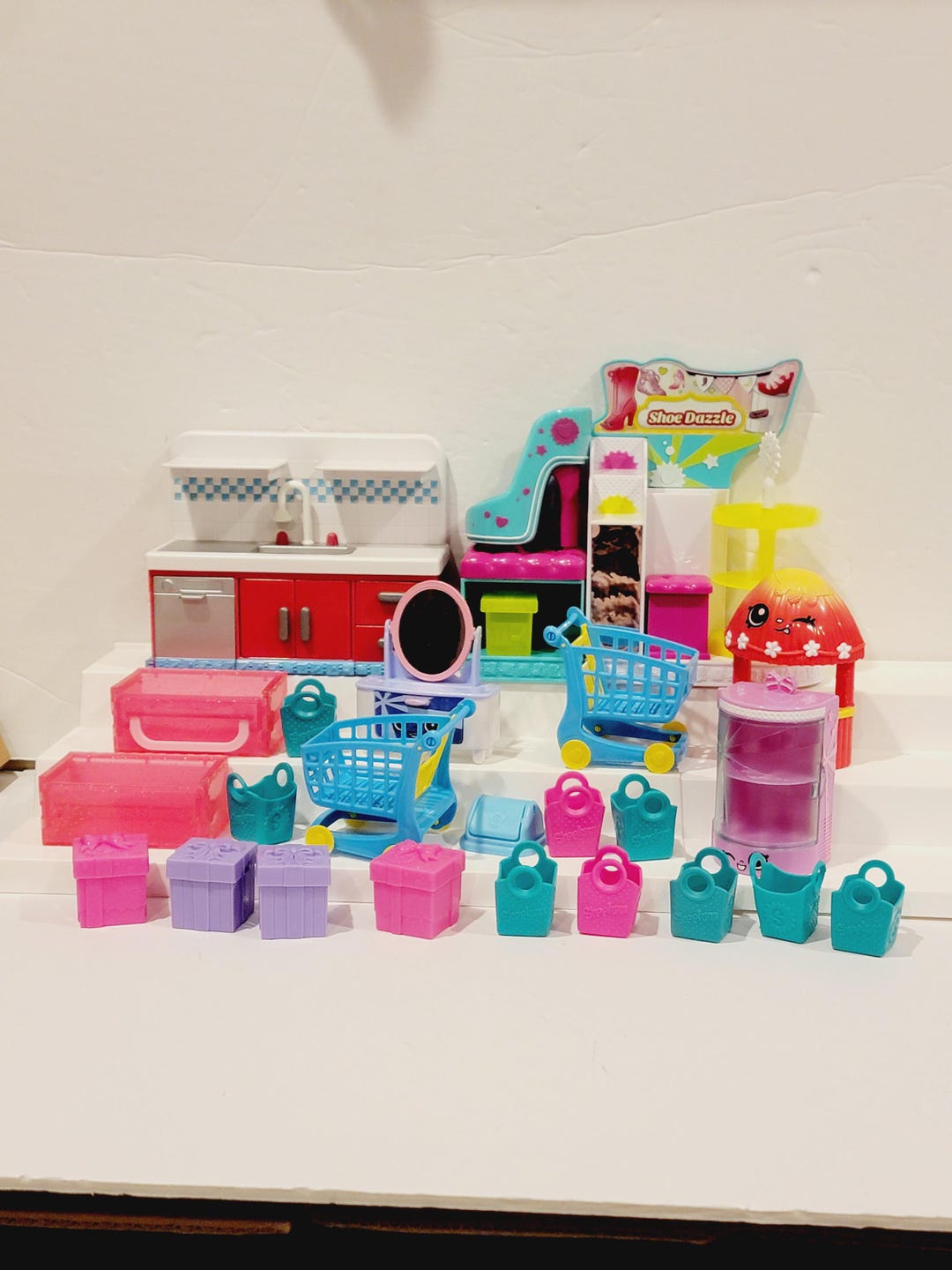 Shopkins Shoe Dazzle and Kitchen Set - Etsy
