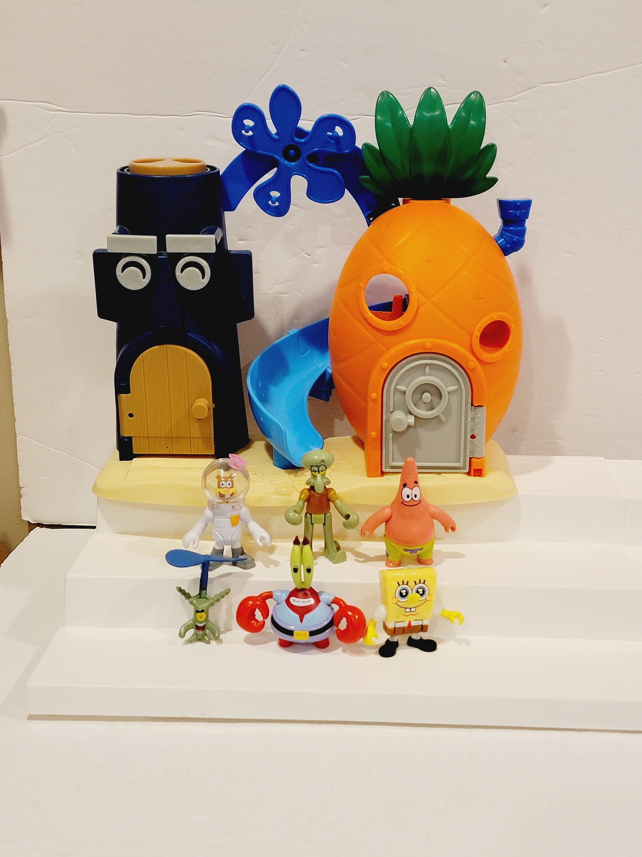 Imaginext Spongebob Bikini Bottom Bus