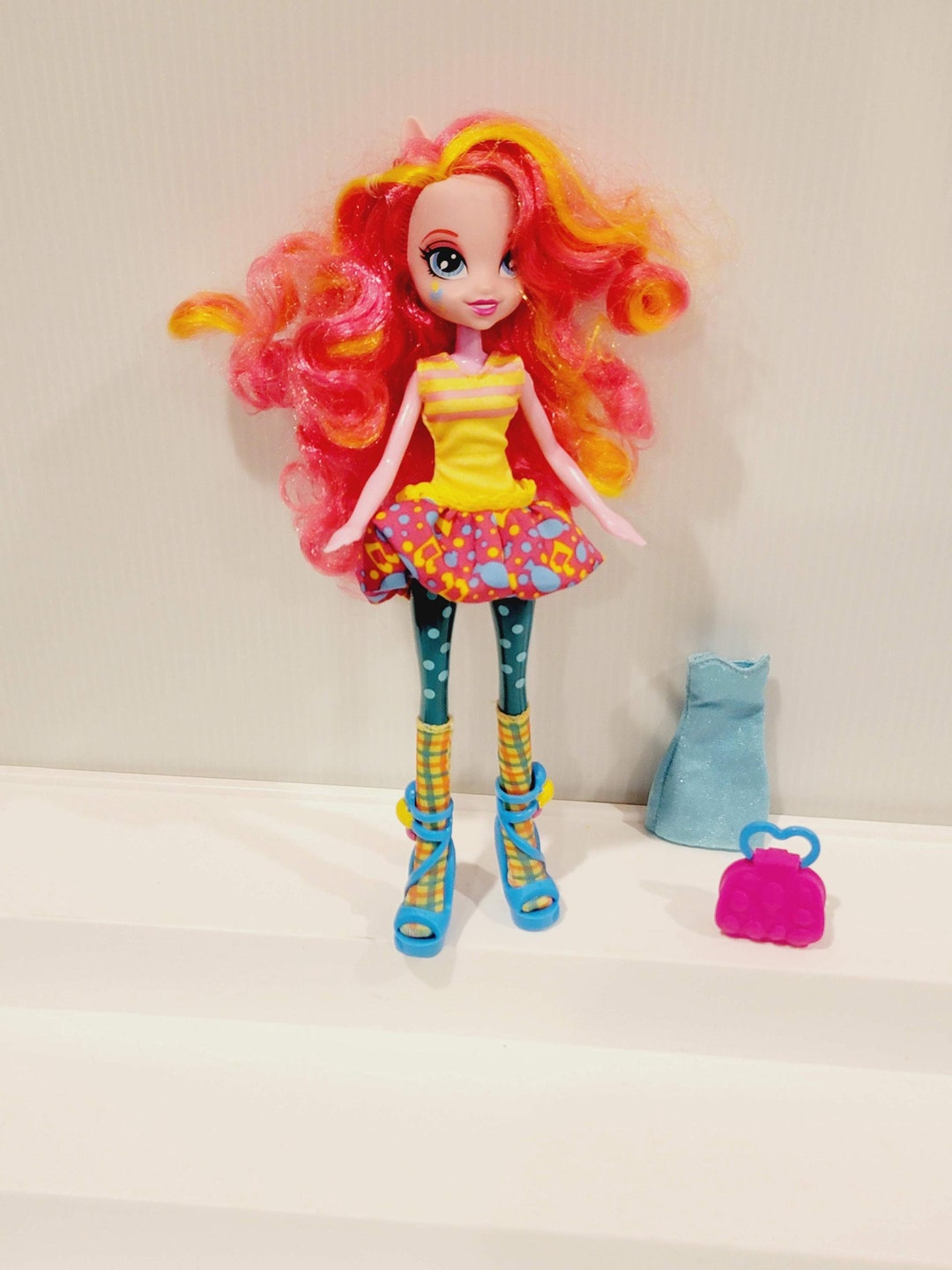 My Little Pony Equestria Girls Rainbow Rocks Pinkie Pie Rockin Concert ...