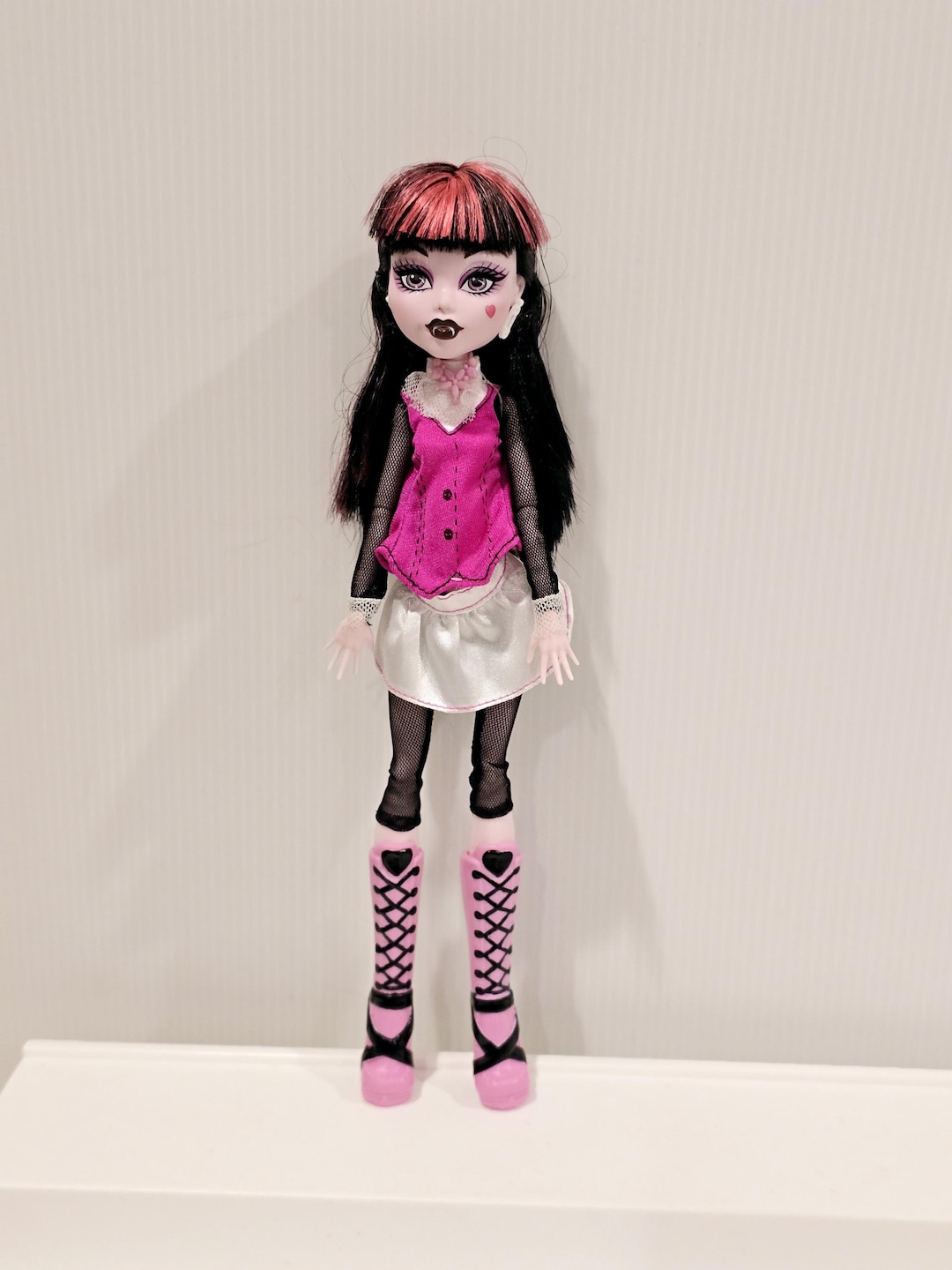 Monster High 2008 Draculaura Original Ghouls Collection Doll First Wave ...