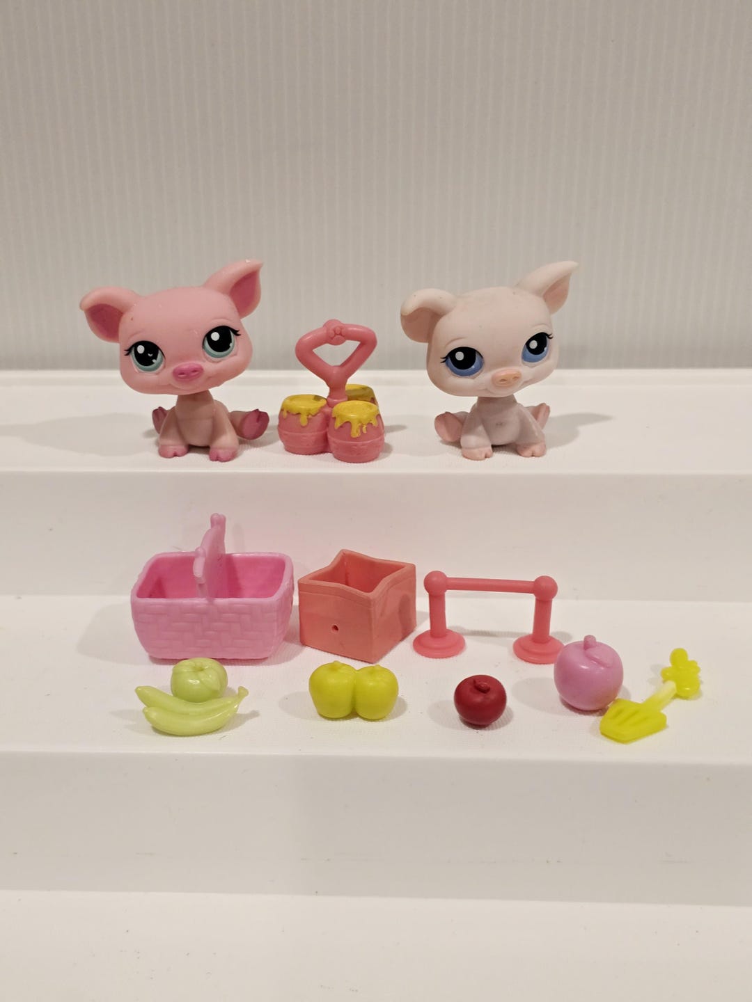 Littlest Pet Shop LPS Barnyard Pig Figure and Accessories Set - Etsy