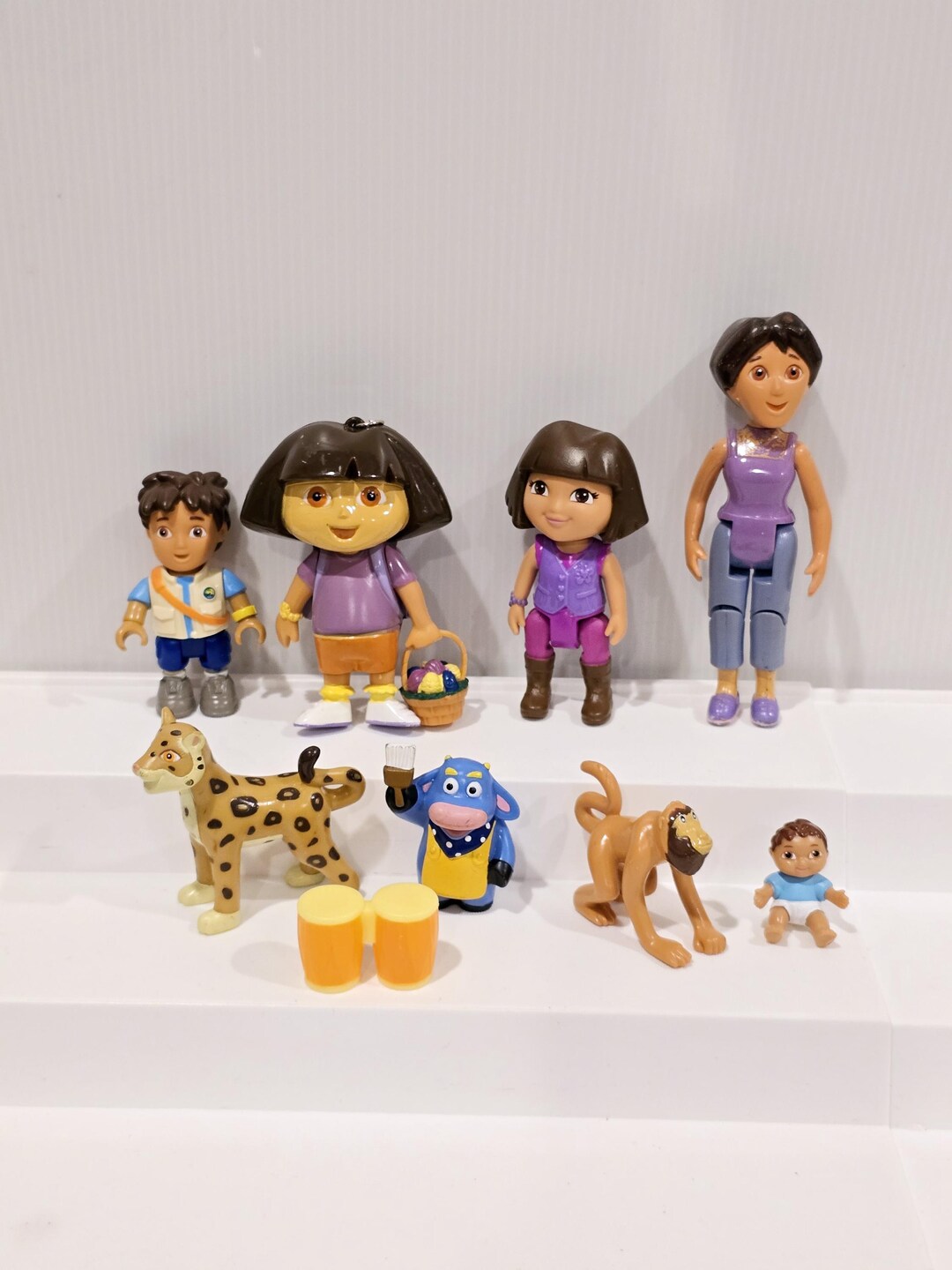 Dora the Explorer Family Figure Set - Etsy
