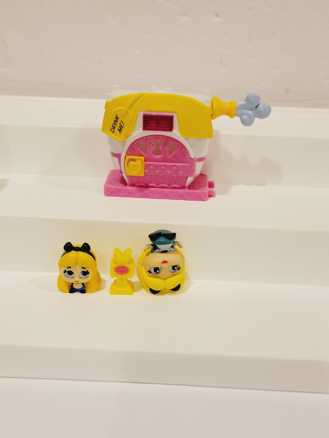 Disney Doorables Alice's Teacup House - Etsy