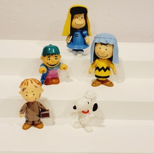 Peanuts Snoopy Action Figure Set - Etsy