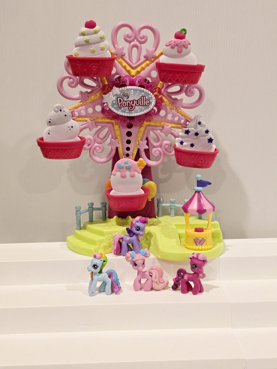 My Little Pony Ponyville Ferris Wheel Playset - Etsy