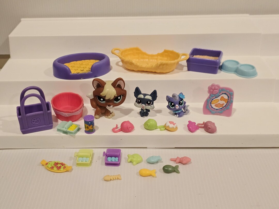 RESERVED Littlest Pet Shop LPS Fox and Cat Figure Set With Accessories ...