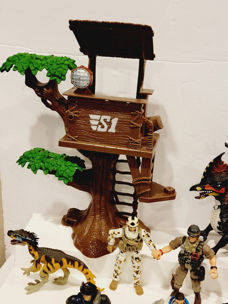 Chap Mei True Heroes Treehouse Army and Dino Figure Set - Etsy