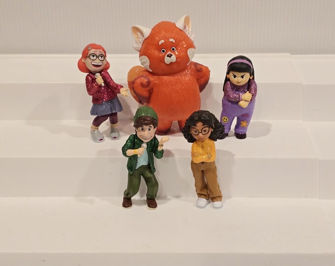 Disney Pixar Turning Red Figure Set - Etsy