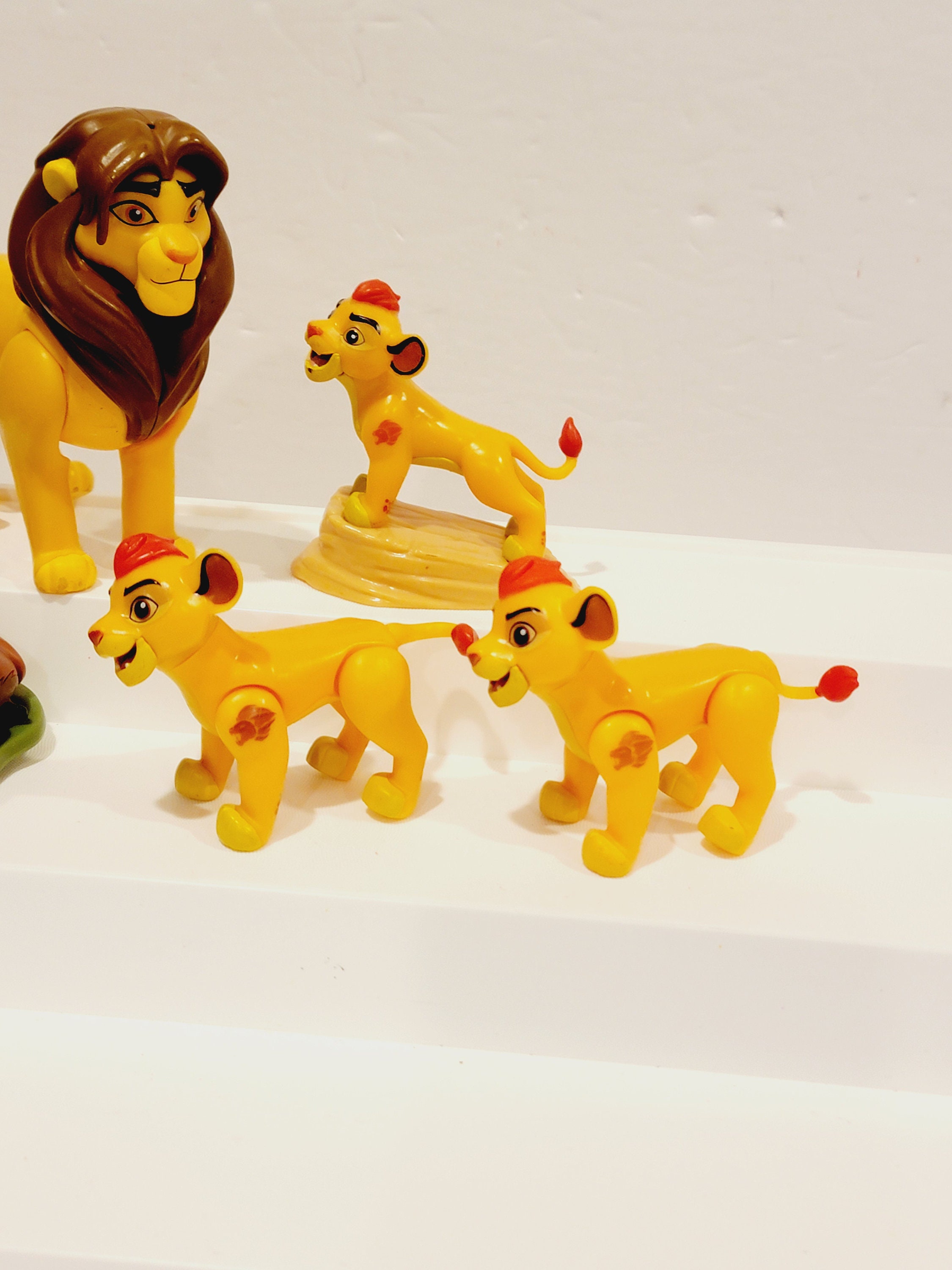 Disney Jr. the Lion Guard Simba Action Figure Poseable the Lion King ...