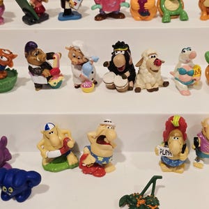 Vintage Kinder Suprise Figure Set - Etsy