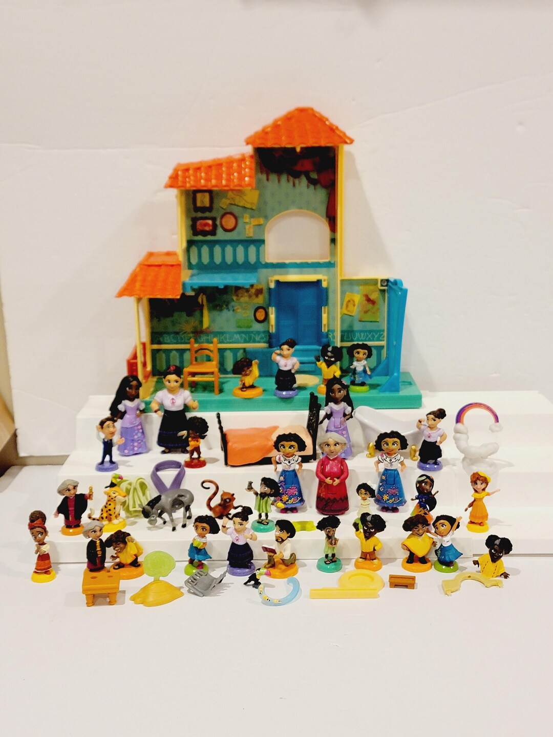 Disney Encanto Mirabel Room and Figure Set - Etsy