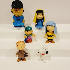 Peanuts Snoopy Action Figure Set - Etsy