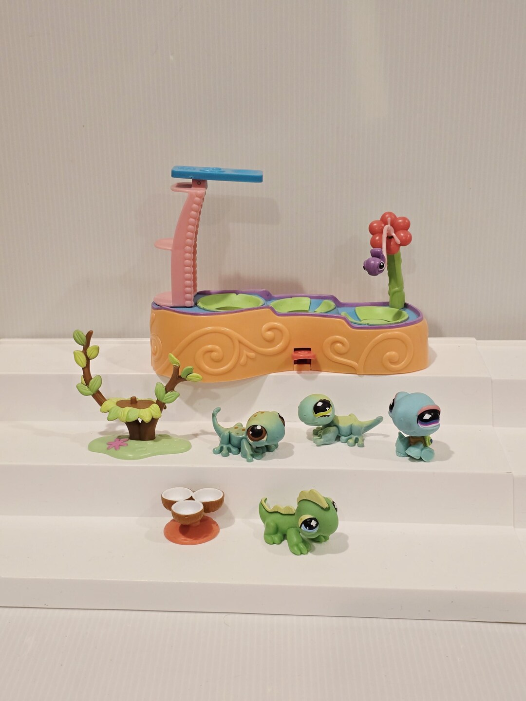 Littlest Pet Shop LPS Leapin Lagoon Playset With Reptile Figures - Etsy