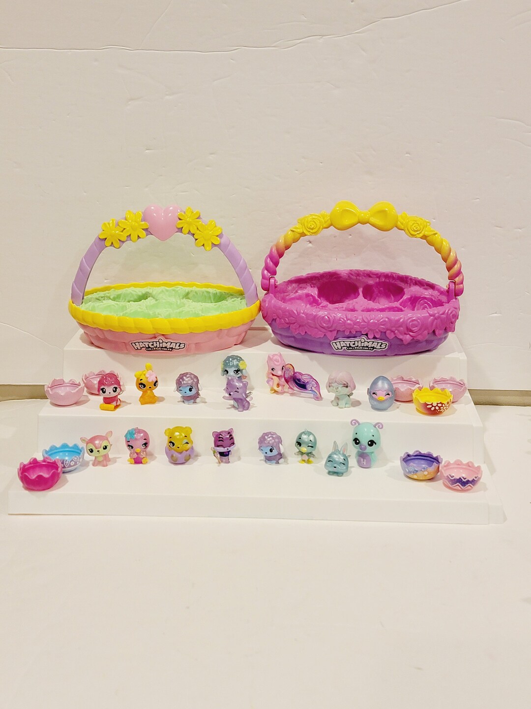 Hatchimals Mini Colleggtibles Spring Basket Exclusive Figures and ...