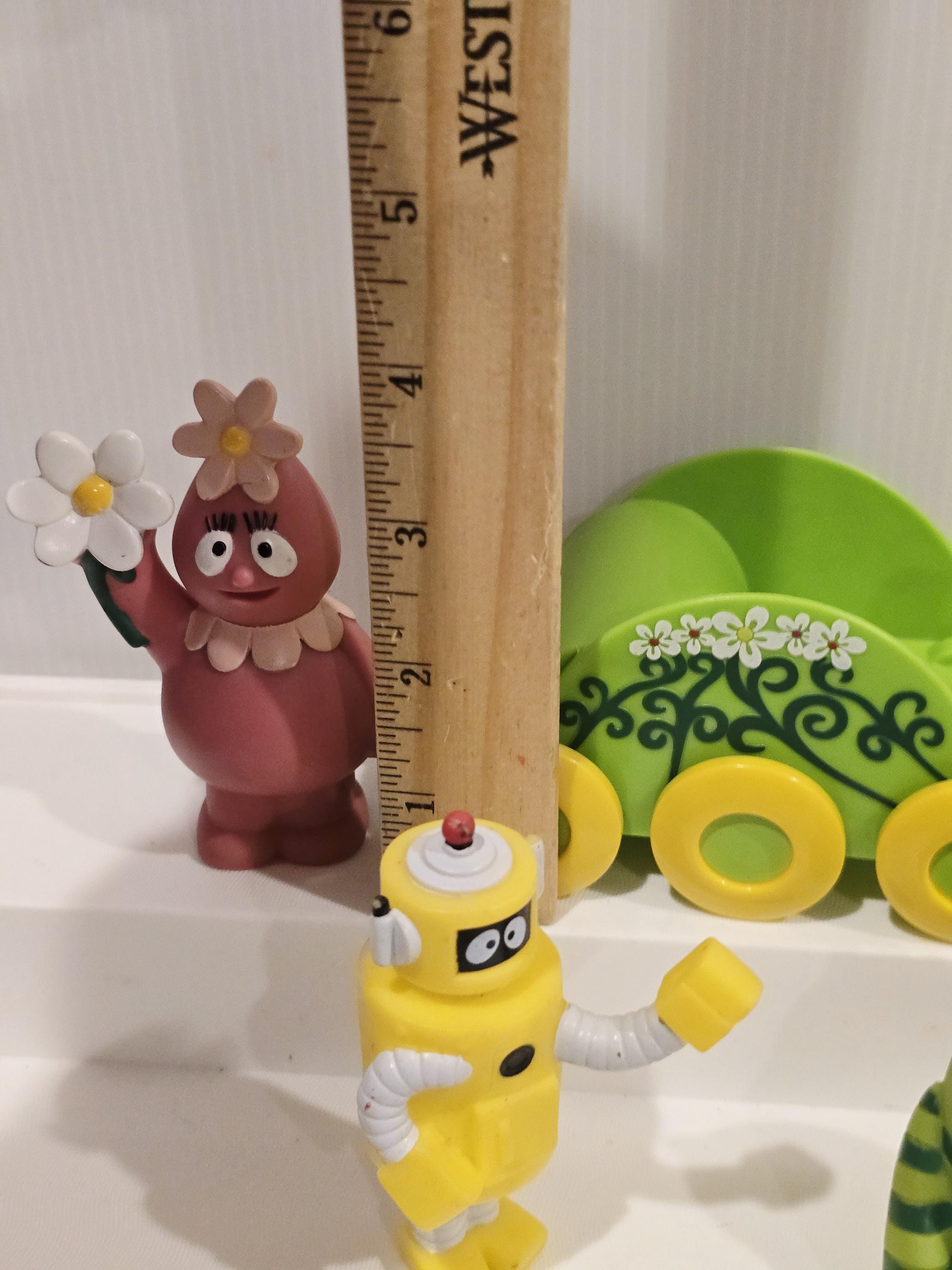 Yo Gabba Gabba D-luxe Drivin Friends Target Exclusive Spin Master and ...