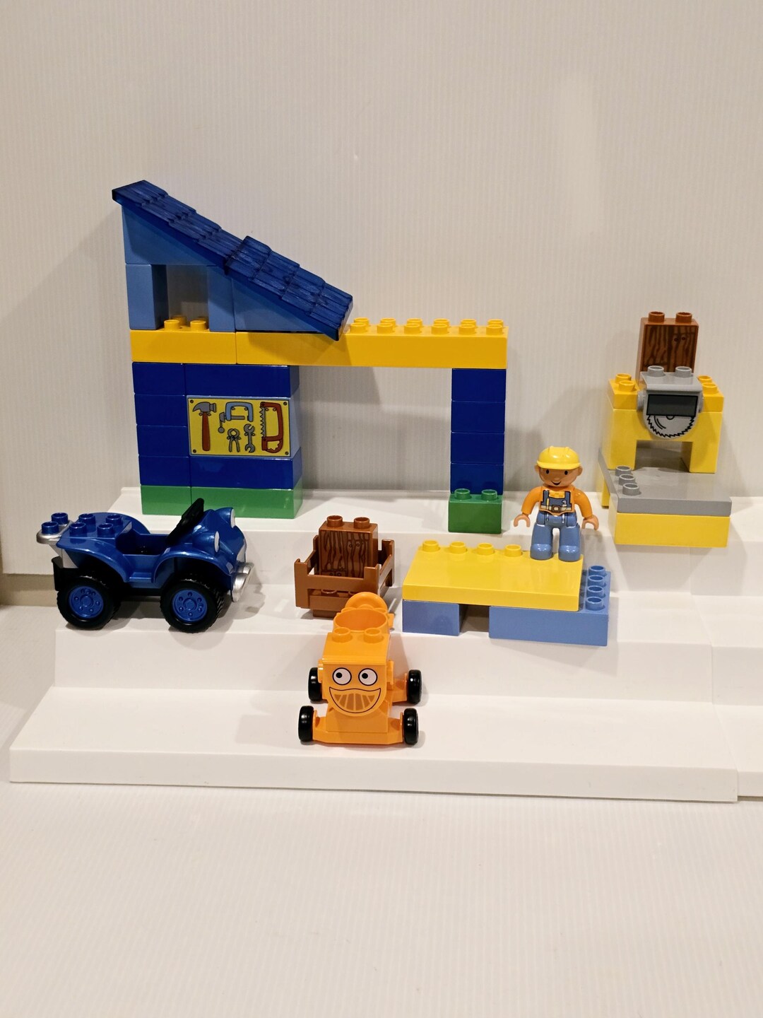 LEGO Duplo Bob the Builder 3299 Scrambler and Dizzy at Bob's Workshop ...