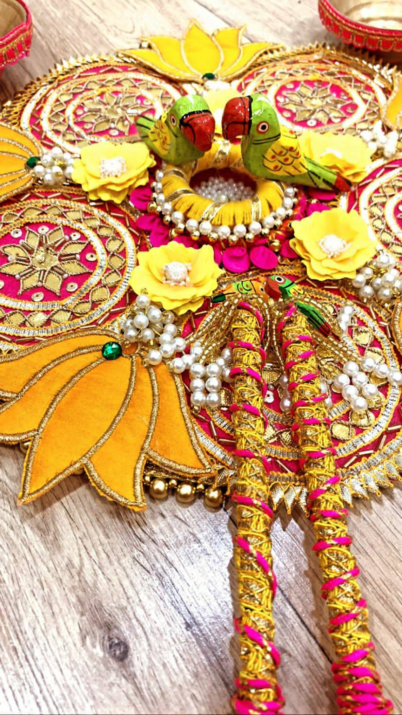 Indian Wedding Haldi Thaal, Haldi Ceremony Decorations, Tel Baan Ritual ...