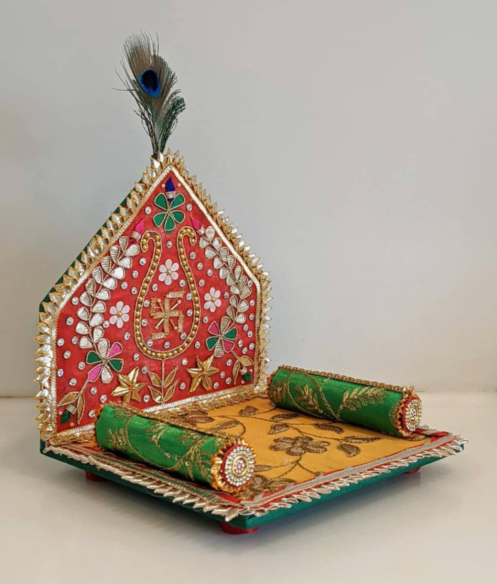 Wooden Singhasan for Hindu Deity, Vyasasana for Pooja Mandir, Ganesha ...