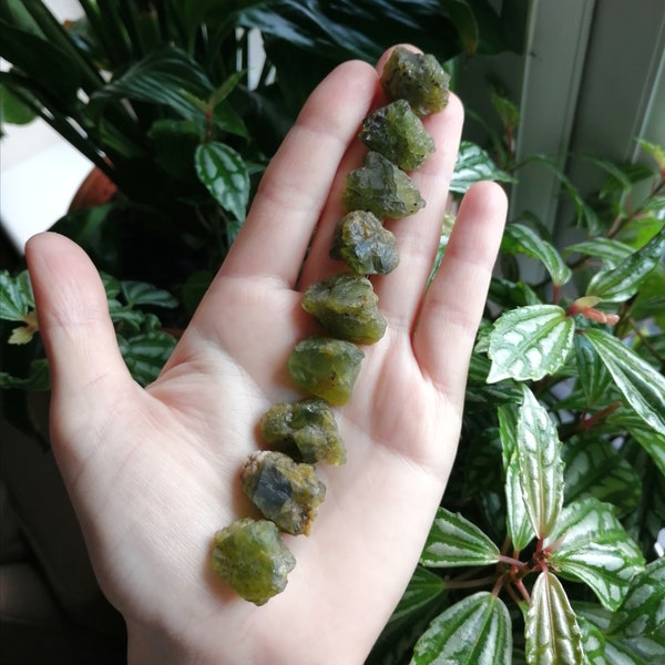 Peridot Crystal - Etsy