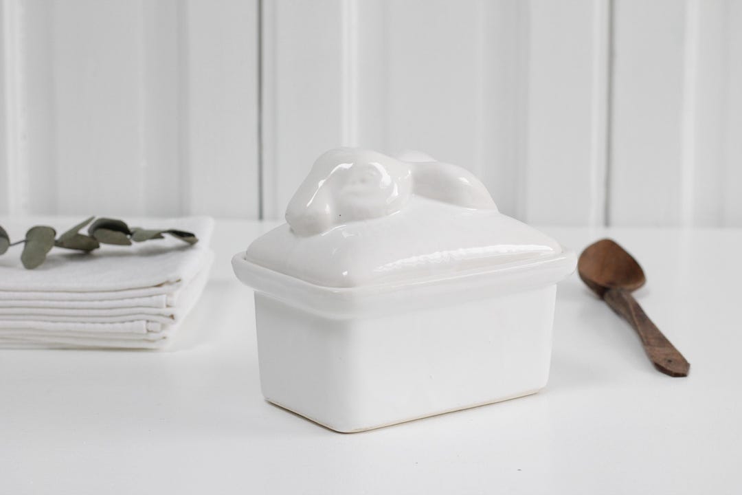 Vintage White Ceramic Bunny Tureen, Mid-century Majolica Serving Dish ...