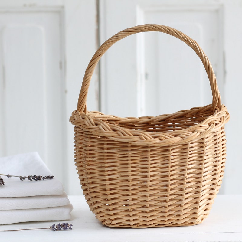 Small Wicker Basket - Etsy
