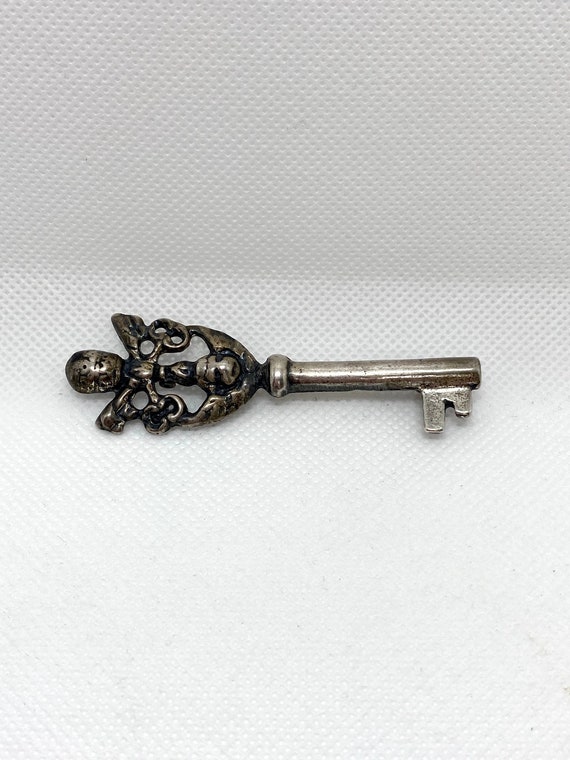 Vintage Peruzzi Italian Keys of Heaven Brooch Vatican Cross - Etsy