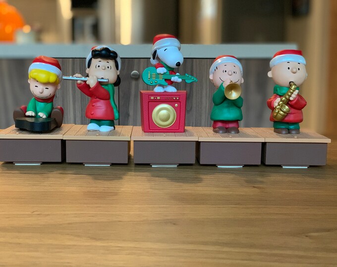 2011 Hallmark Peanuts Gang Christmas Music Motion Band - Complete Set ...