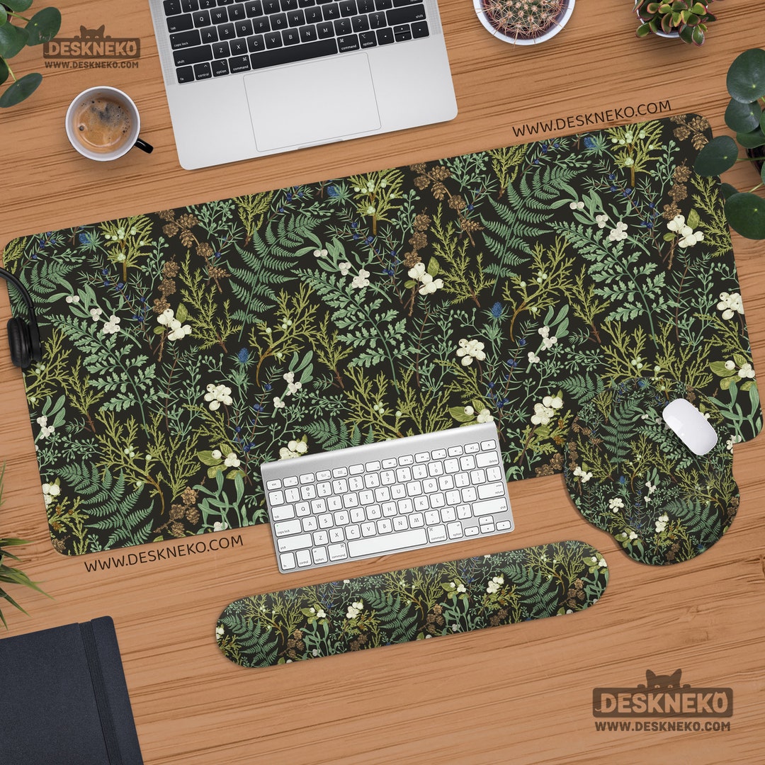 Ferns Mousepad Desk Mat, Ergonomic Mouse Pad With Wrist Rest, Green ...