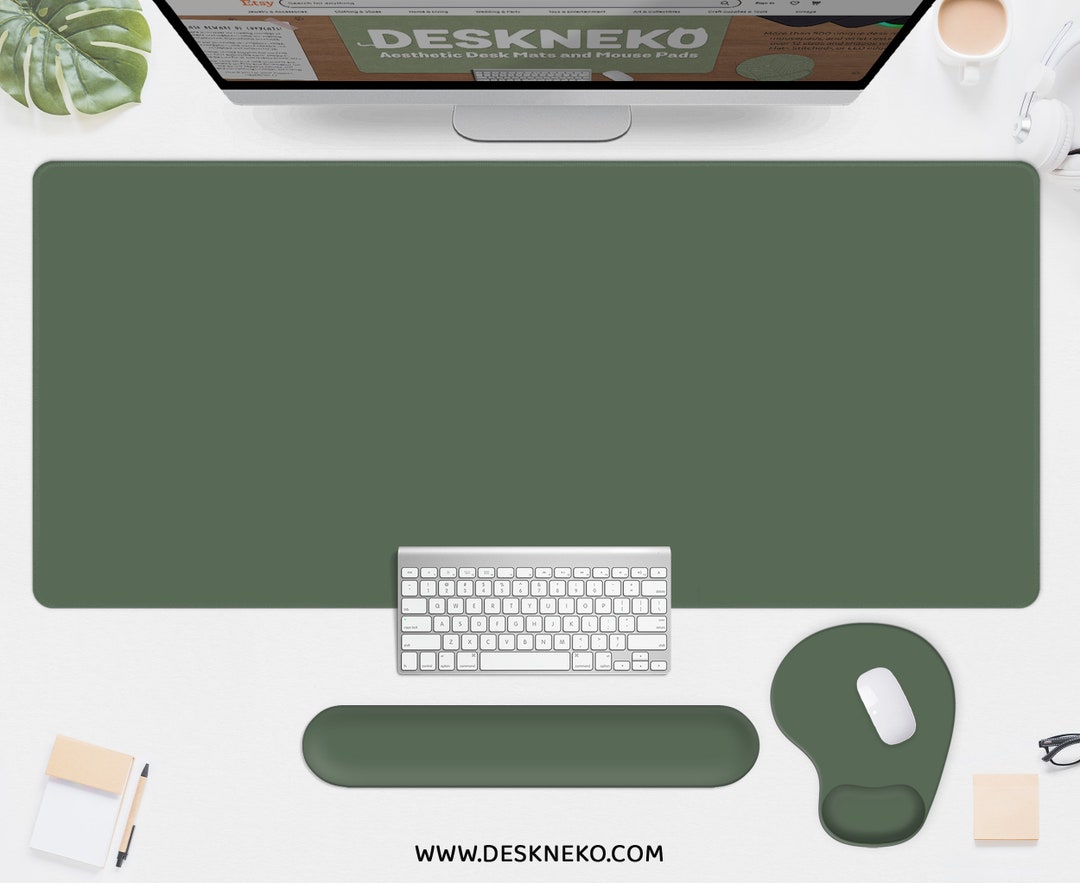 Dark Green Desk Mat, Large Mouse Pad, Dark Forest Army Green, Deep Clay ...
