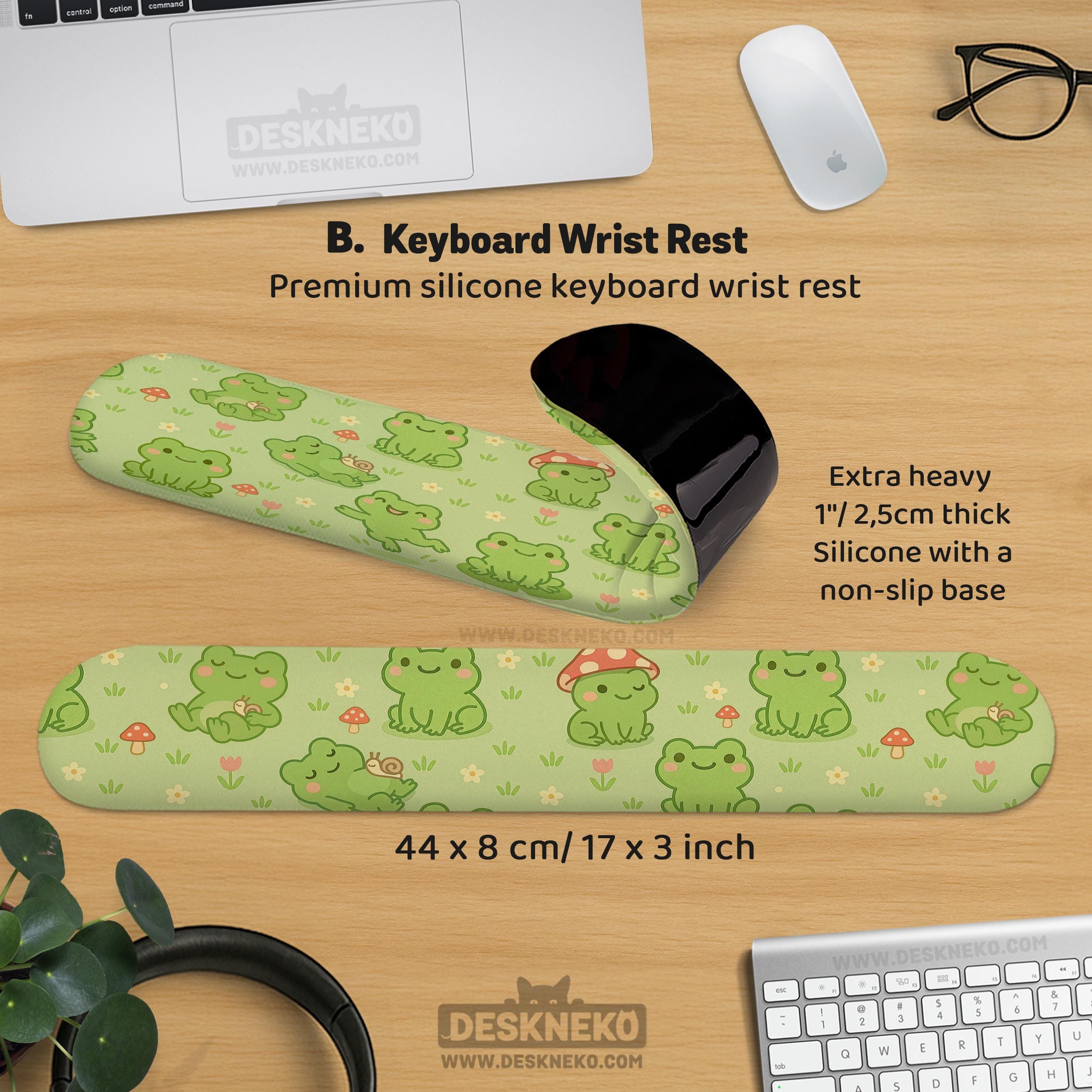 Cute Kawaii Frog Desk Mat, XXL Aesthetic Mousepad Gaming, Large Non ...