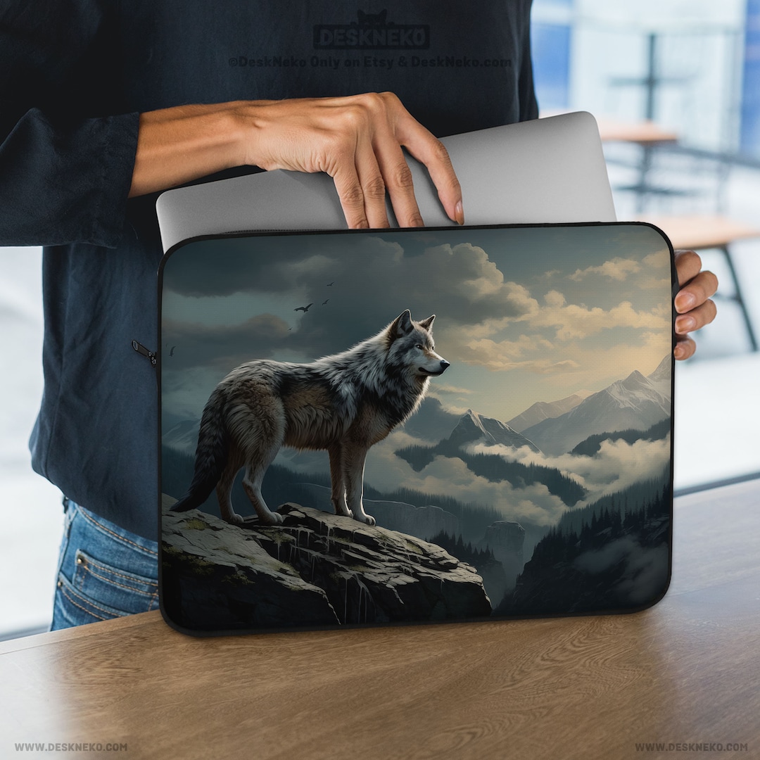 Grey Wolf Laptop Sleeve, Crossbody Computer Bag for Men/women, Mountain ...