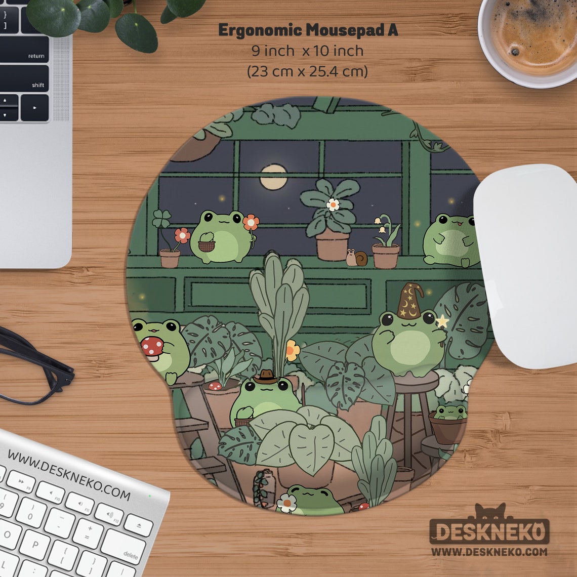 Frogs Desk Mat Cute, Green Mousepad Kawaii, Smol Anime Animal ...