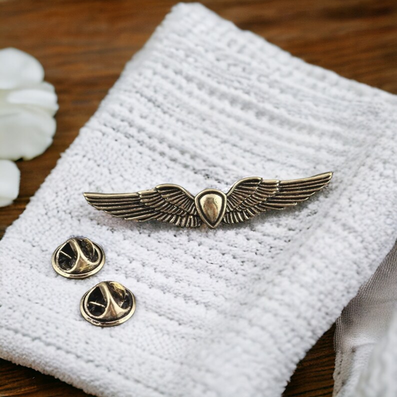 Ellie Cosplay Backpack Pin Badge Set the Last of Us Part 2 Ellie Gold ...