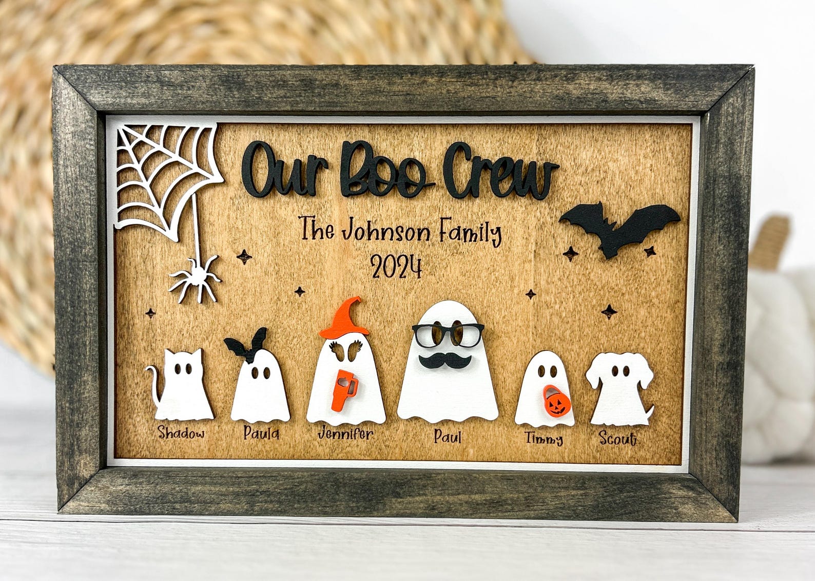Personalized Ghost Family Sign, Custom Names, Ghost Shapes, and ...