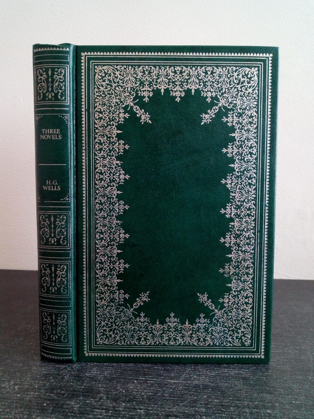 HG Wells: Three Novels 1981 - Etsy