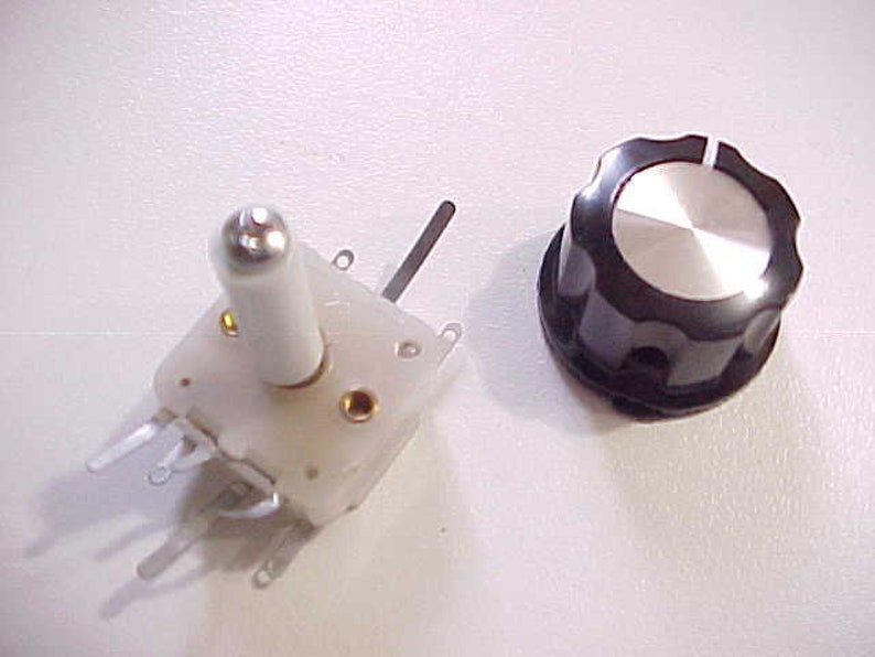 Handy Plug-in Coil, Variable Capacitor and Control Knob for Regen ...
