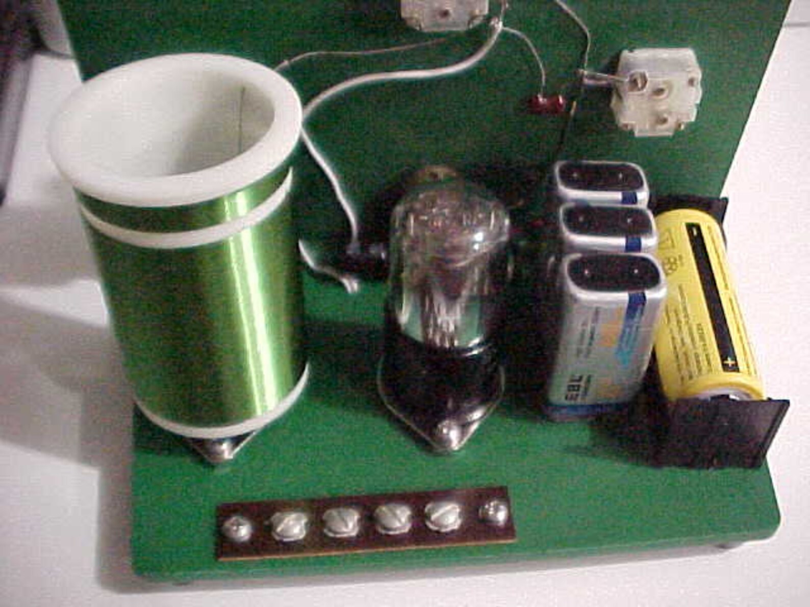1C5GT Pentode Regenerative Radio 250 Khz to 17.5 Mhz, Continuous ...