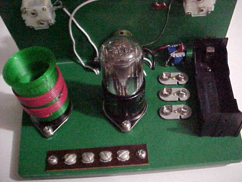 1C5GT Pentode Regenerative Radio 250 Khz to 17.5 Mhz, Continuous ...