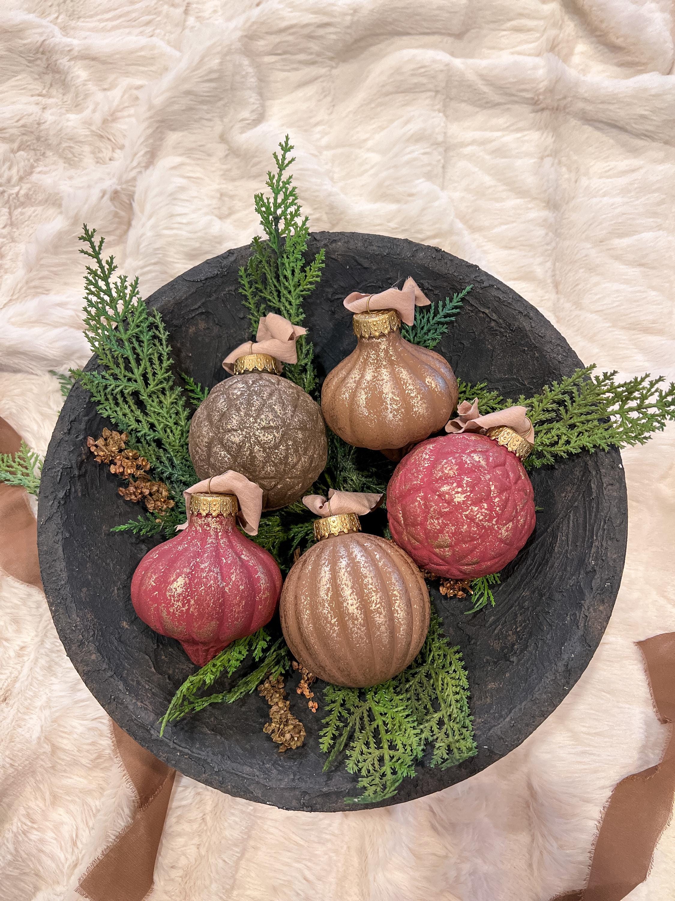 Dark Brown Metallic Fluted Ornament Set | Set of 4 | Neutral-earth ...
